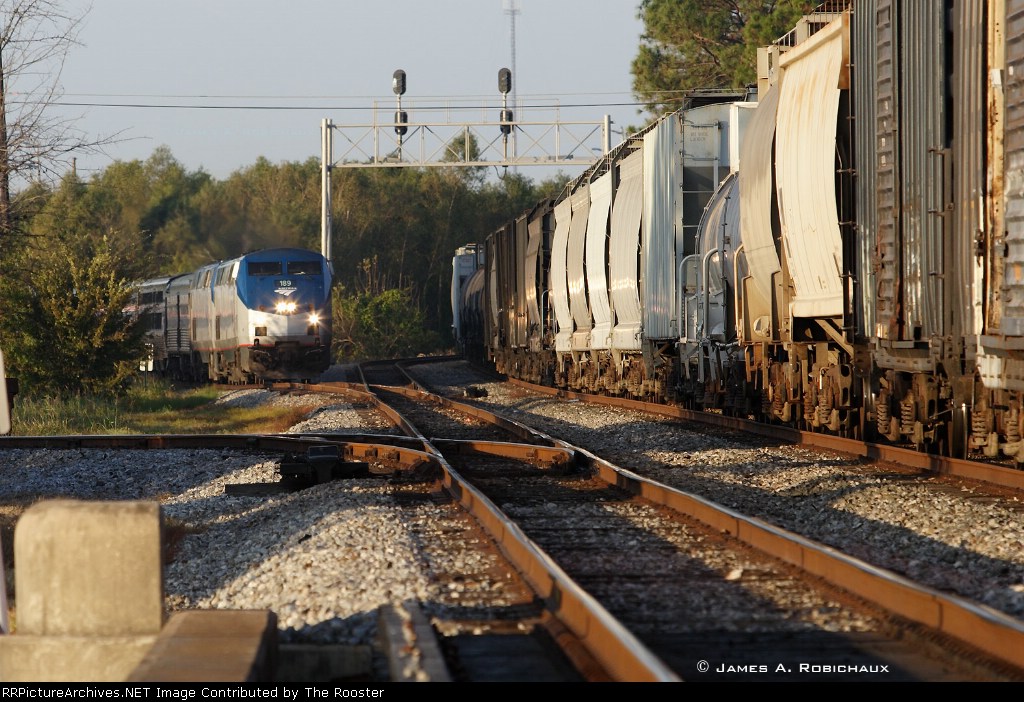 Amtrak's northbound CRESCENT leaves NOUPT trackage and entering NS Back Belt